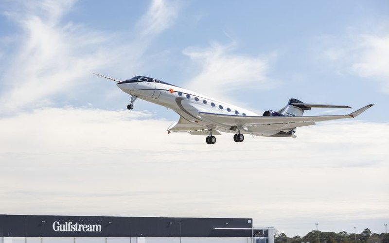 Gulfstream avança na campanha de certificação do G700